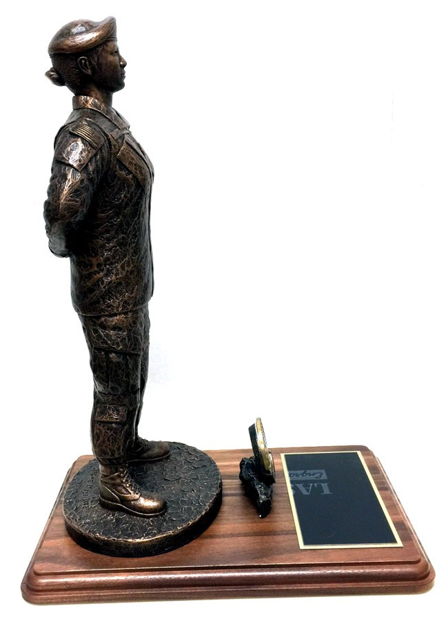 Soldier Female with Beret Statue Large - Mai's Jewelry & Engravers