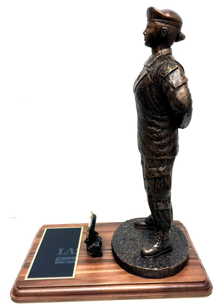 Soldier Female with Beret Statue Large - Mai's Jewelry & Engravers