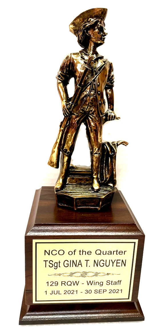 Large selection of Military Statues, Plaques, Gifts and Awards with ...