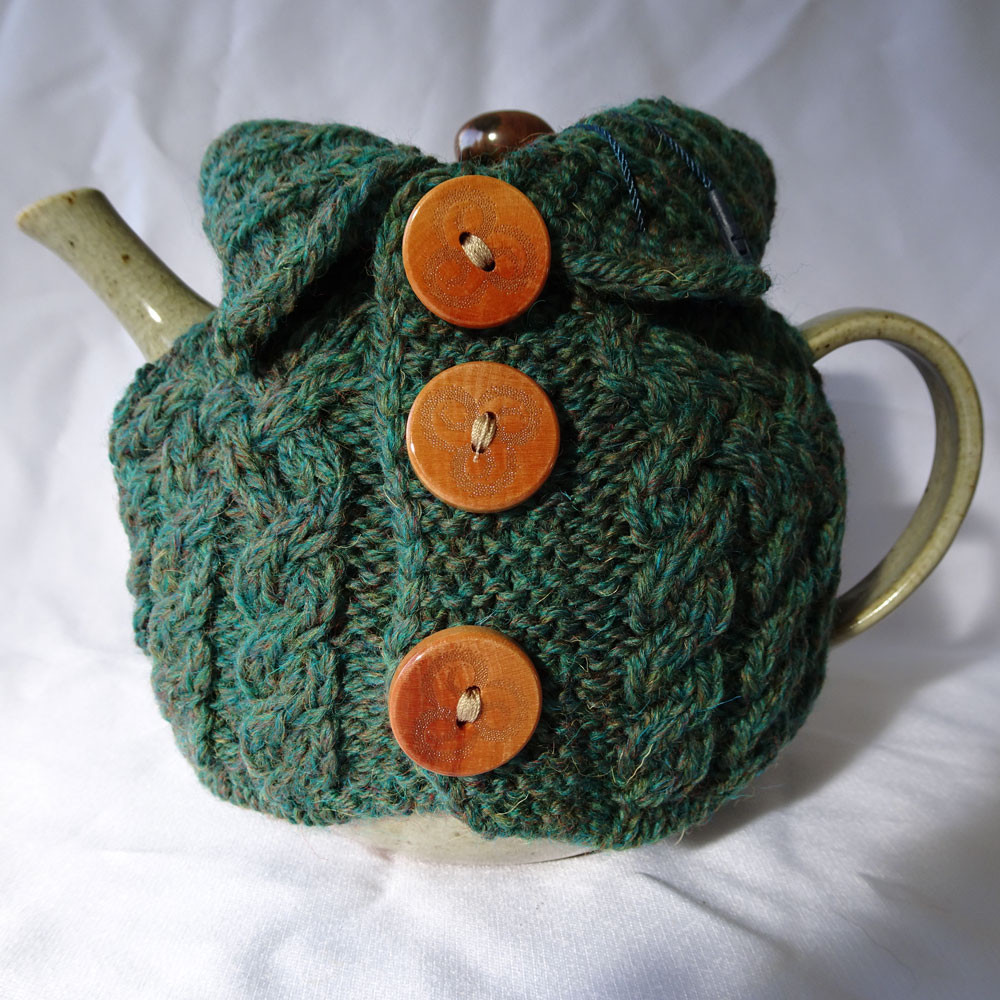 Aran Cable Buttoned Knit Tea Cosy Green