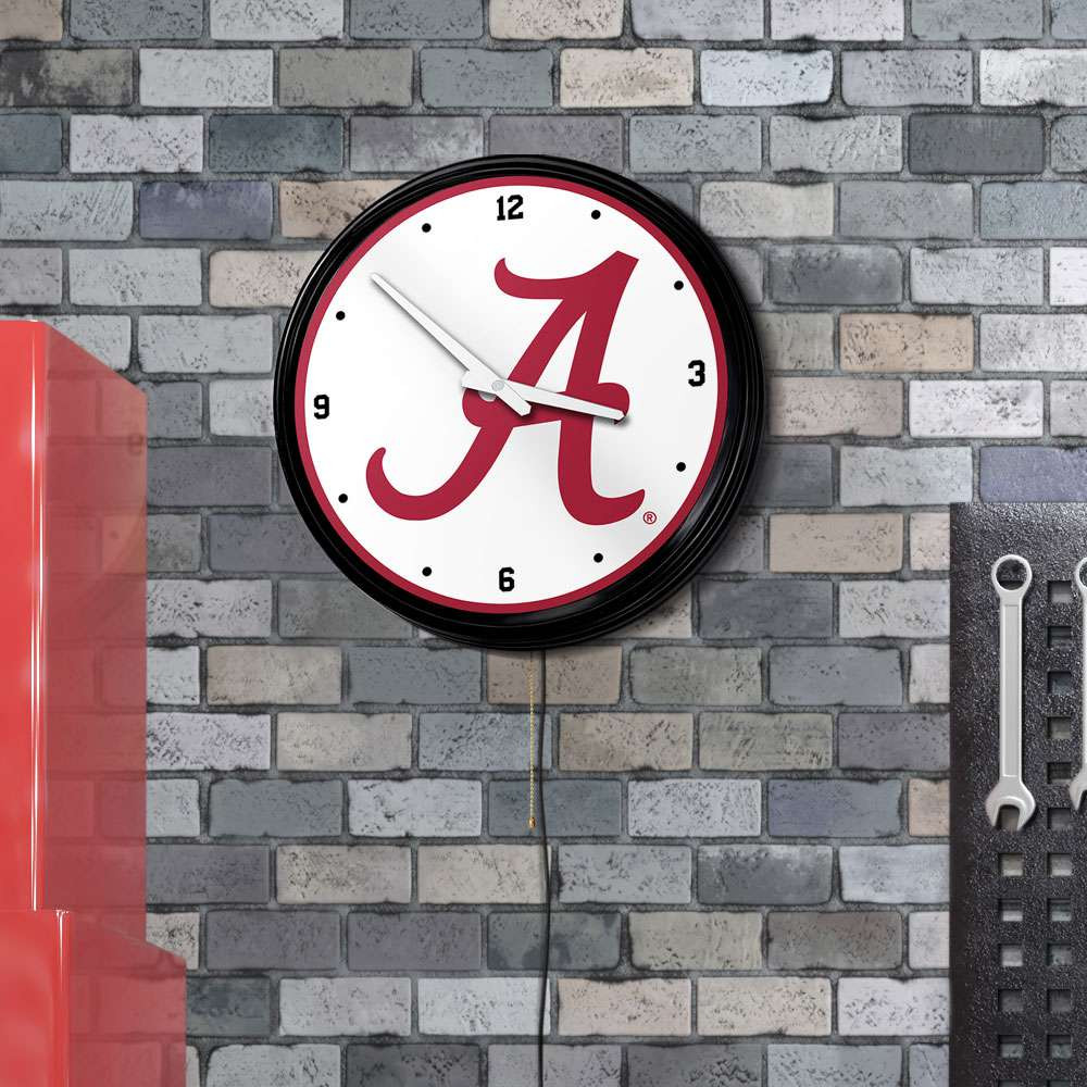 Alabama Crimson Tide: Retro Lighted Wall Clock