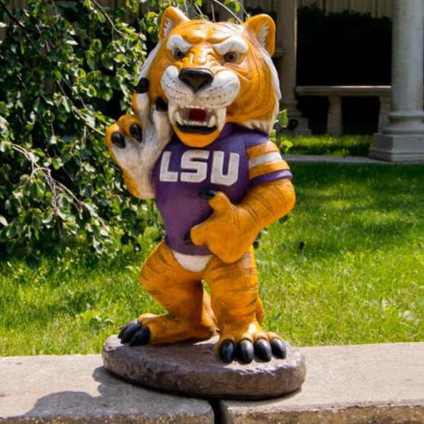 Arkansas Razorbacks Mascot Garden Statue