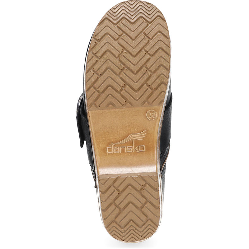Dansko PEARSON Black Tumbled Clogs - Family Footwear Center