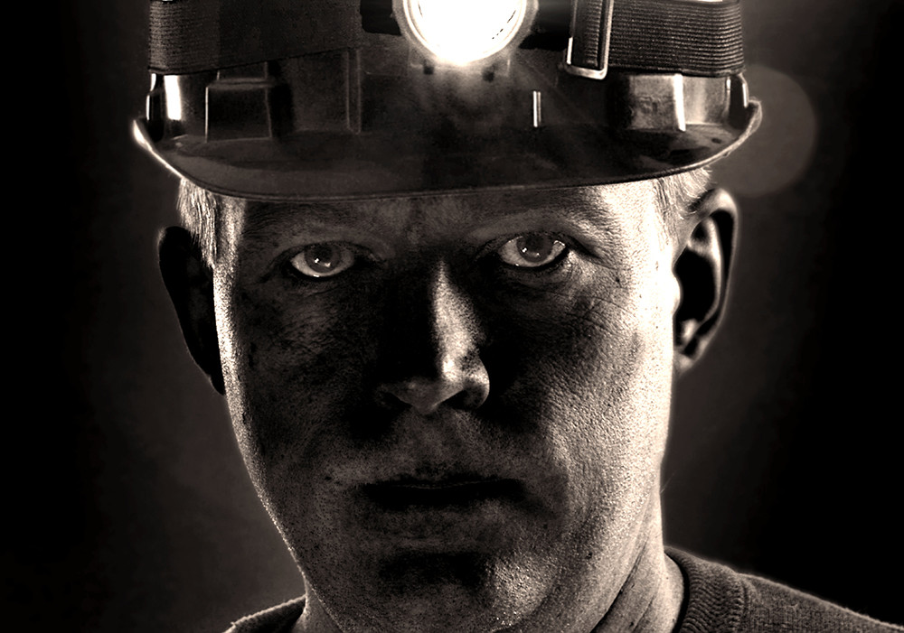 Best Mining Boots | Expert Guide to the Best Boots for Miners - Family ...