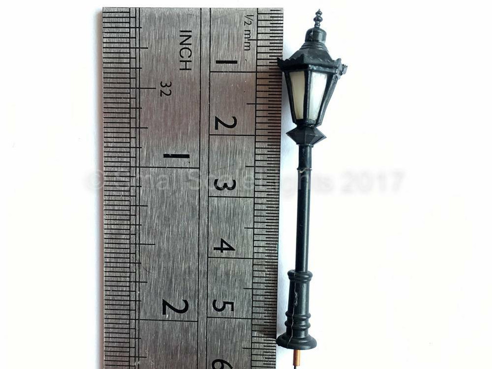 OO Gauge Yard Light with Ladder - 110mm **Individual** - Small Scale Lights