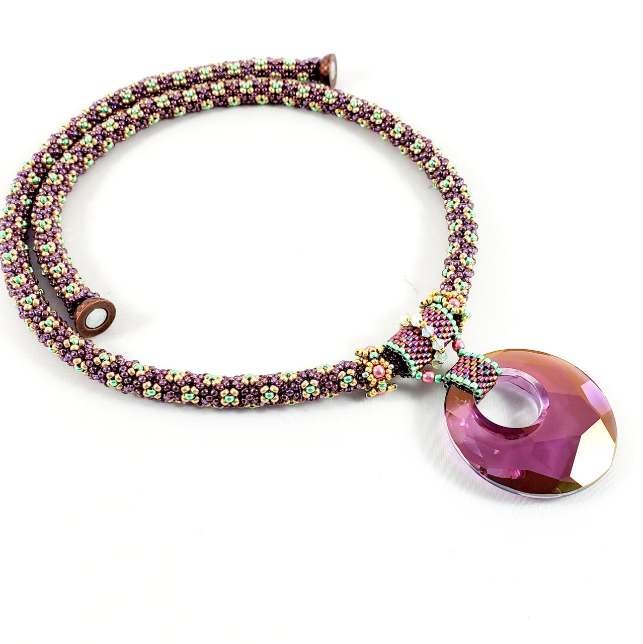 Victory Pendant Necklace Pattern