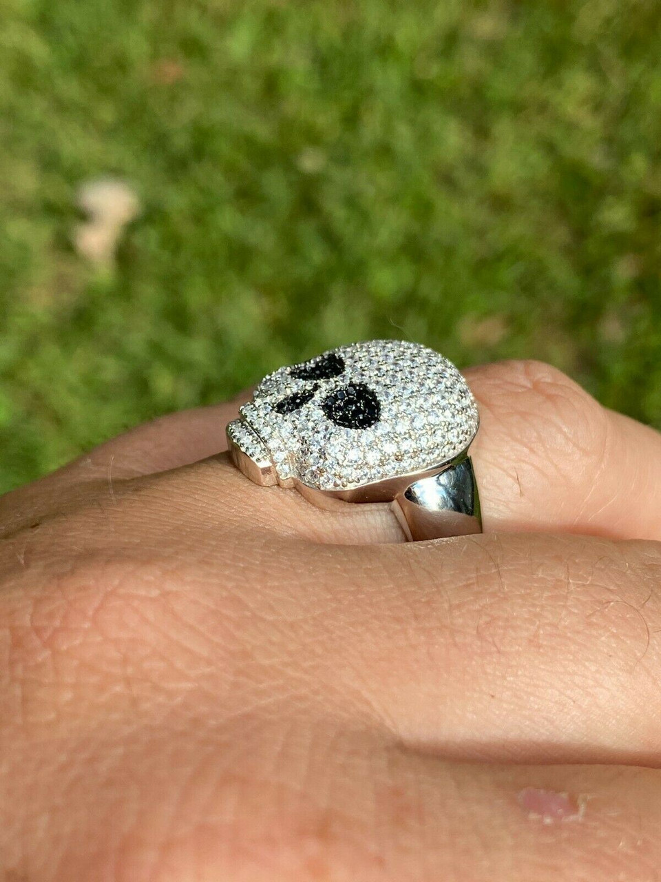 Swarovski skull ring store