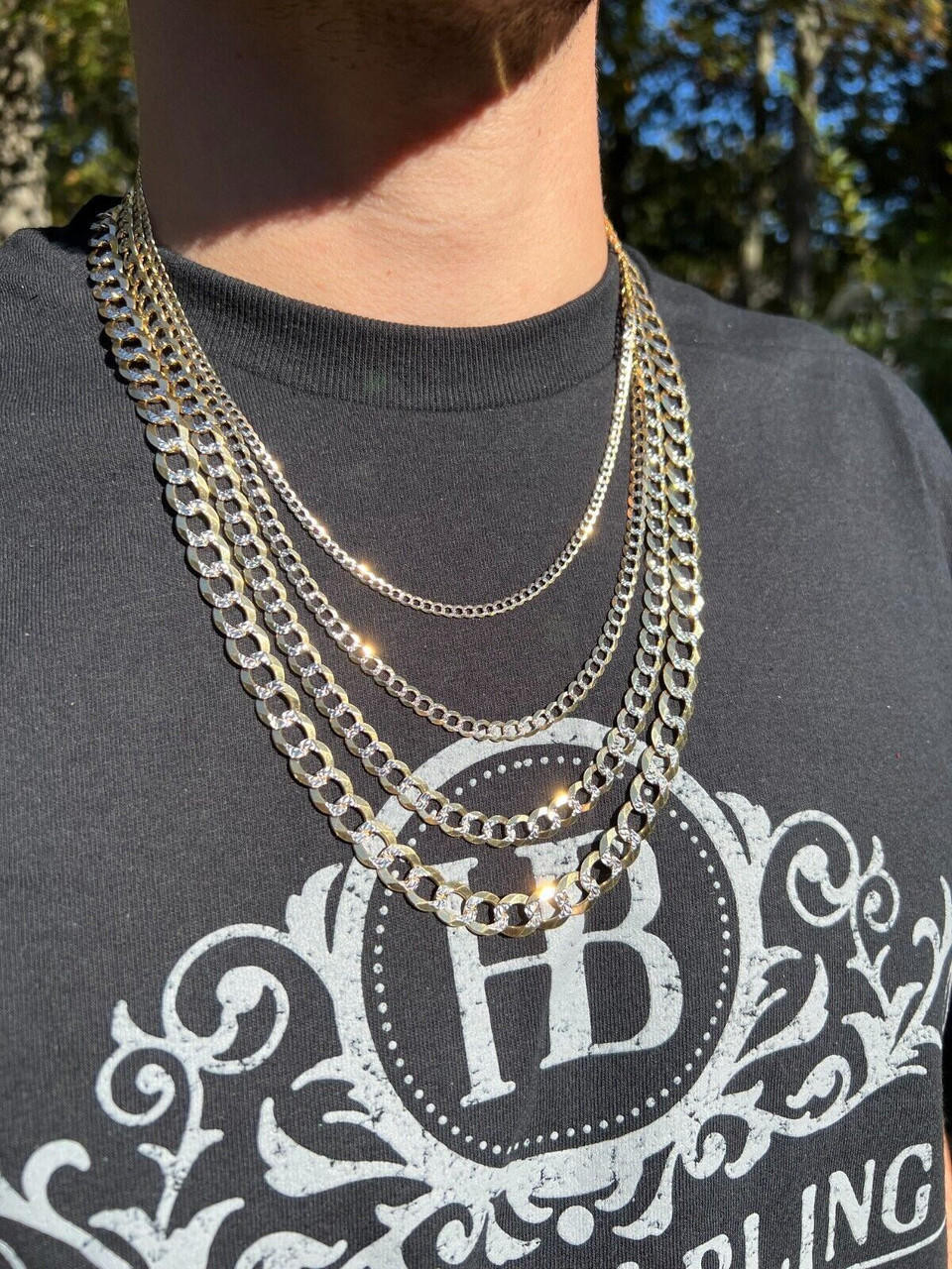 Cuban link pendants store