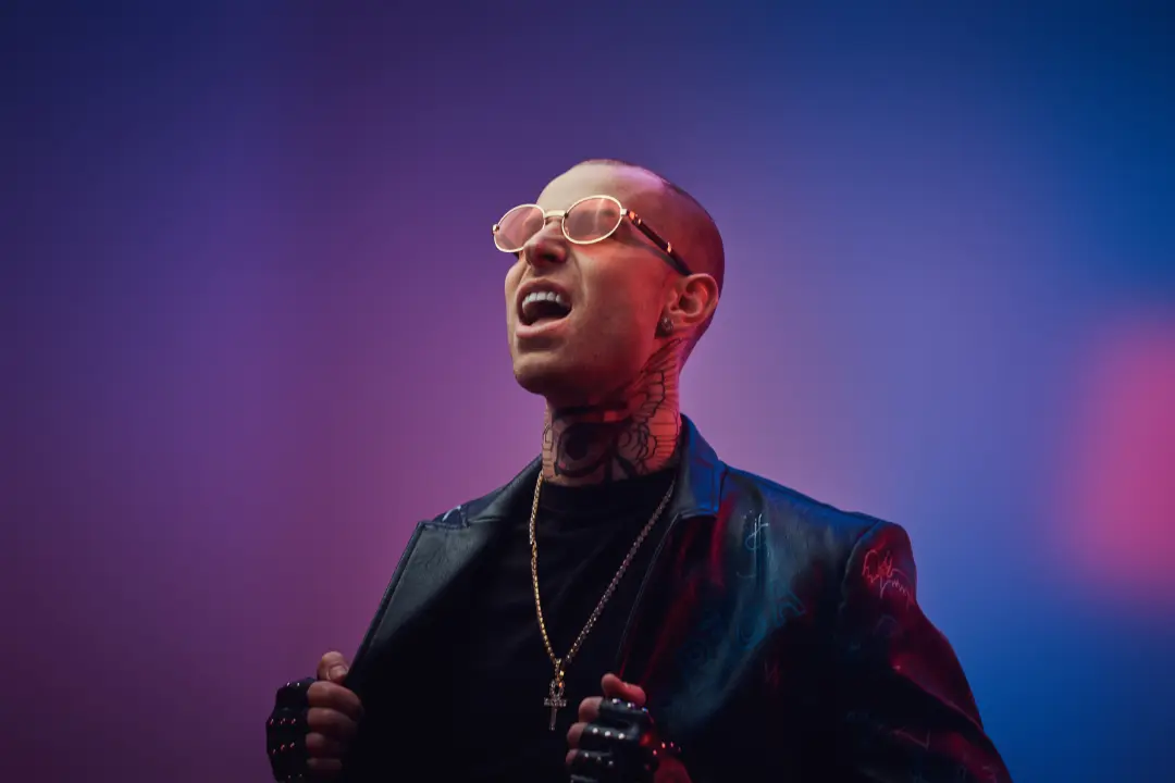 Tyga Jewelry: Get the iced-out hip-hop look without breaking the bank ...