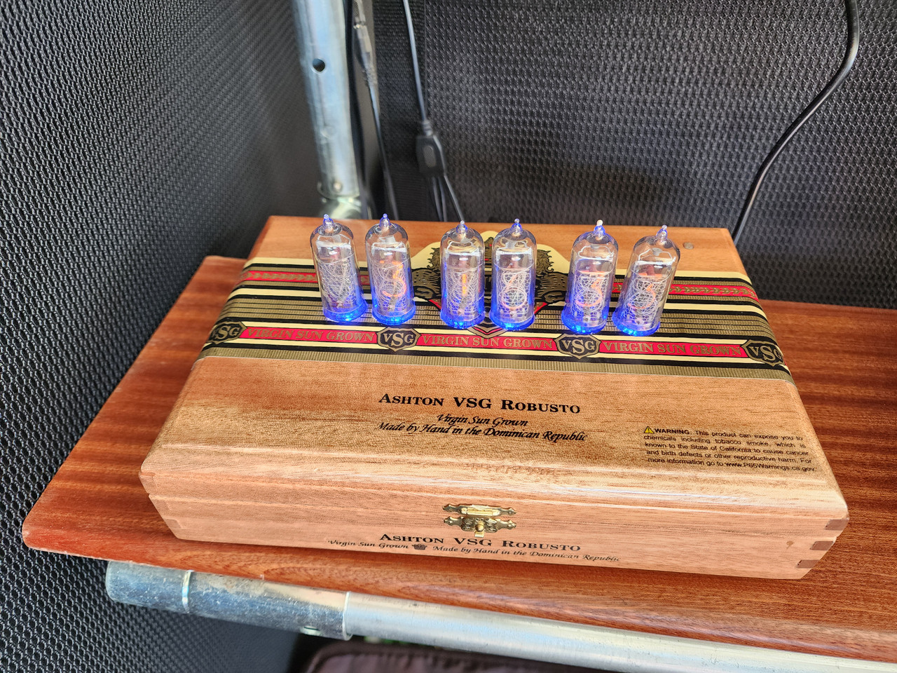 Ashton IN14- Vertical Mounted Cigar Box Clock