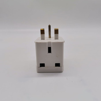Smart 3 pin 3 way adaptor - Goldunited Sdn Bhd