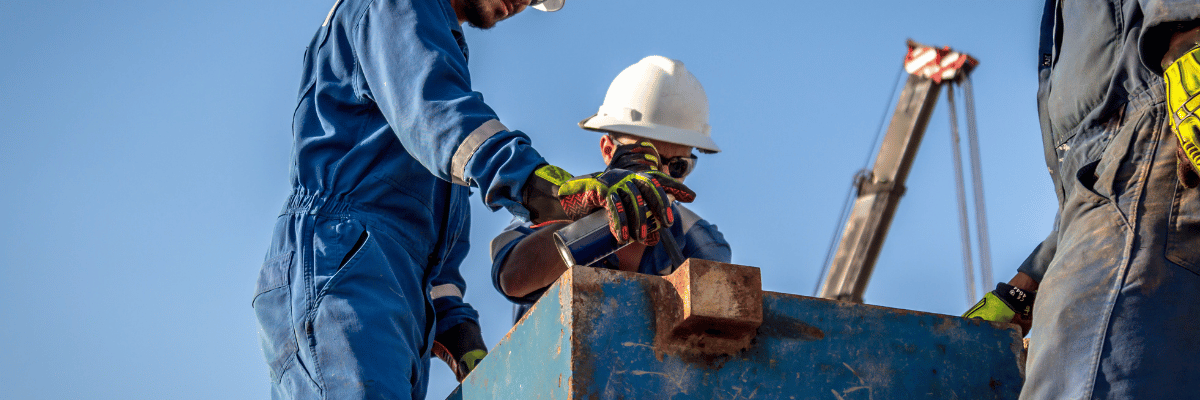 Oil Rig Impact Gloves: Maximizing Worker Safety in Hazardous ...