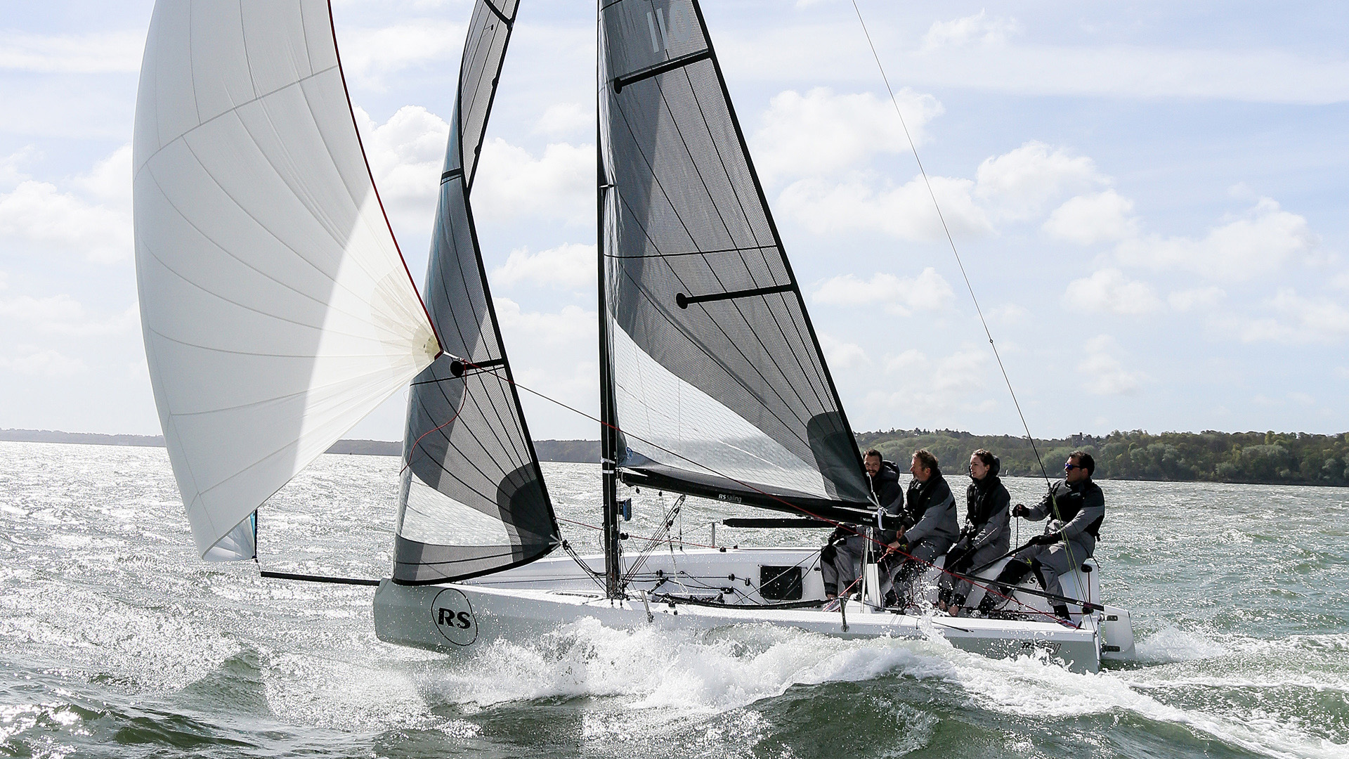 RS21 - Progressive Keelboat For Club Programs and Sailing Teams | West ...