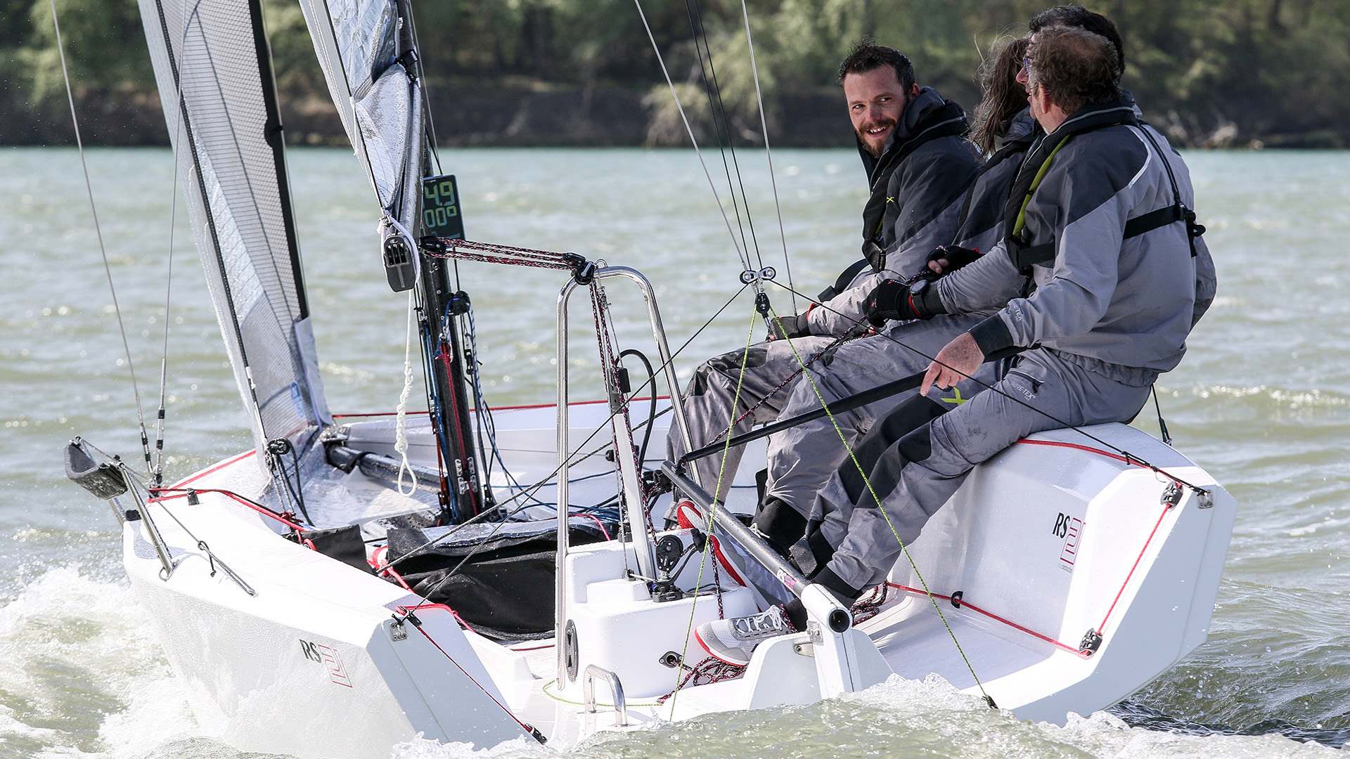 RS21 - Progressive Keelboat For Club Programs and Sailing Teams | West ...
