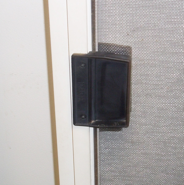 Old Style screen door latch pre 2005: 2170149, 2170163