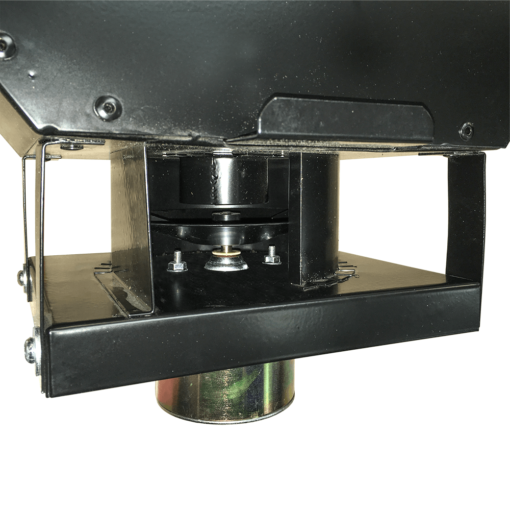 Road Feeder-Deluxe with Road Spinner Plate, 100 lb - Elusive Wildlife ...