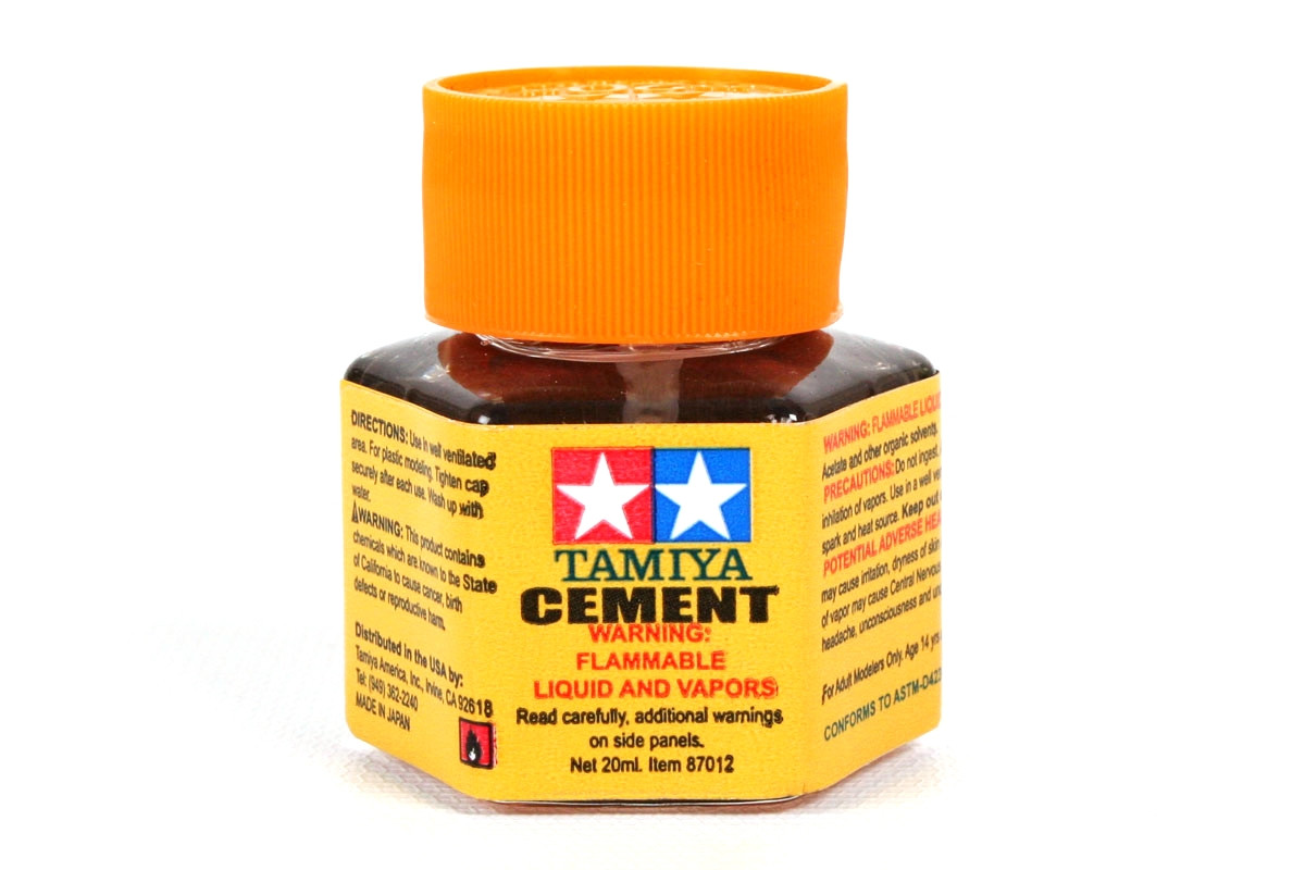Plastic Cement 20ml (Tamiya)