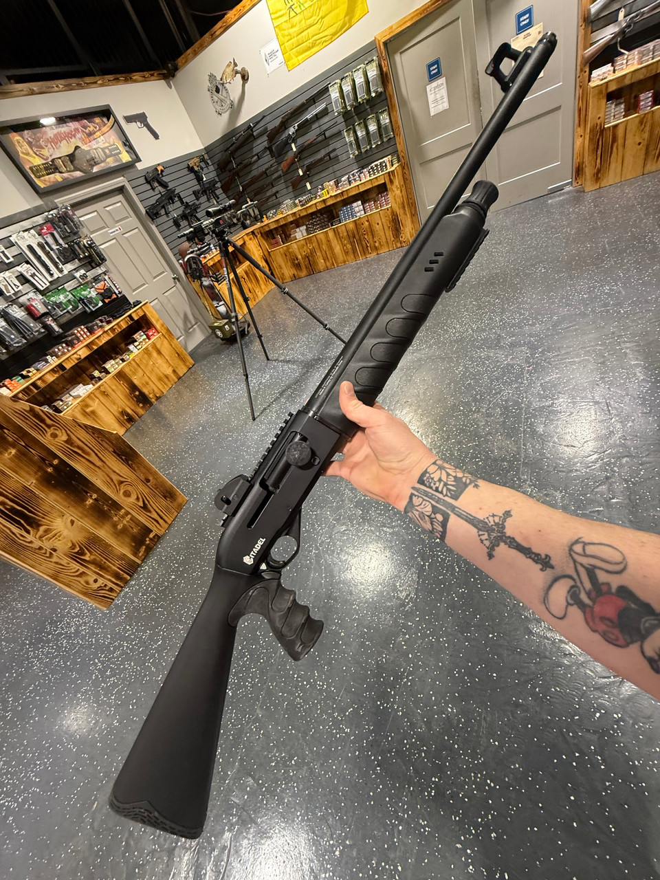 USED Citadel 12 Bosshog 12GA Semi Auto Shotgun - MadisonGuns.com
