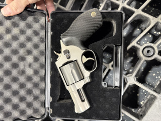 USED Taurus 415 41 Magnum Titanium Snub Nose Ported Revolver ...