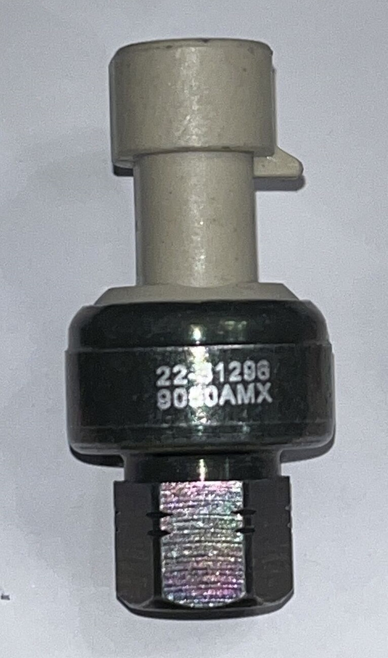 22-51296-000 A/C Binary Pressure Switch - Freightliner A22-51296-000