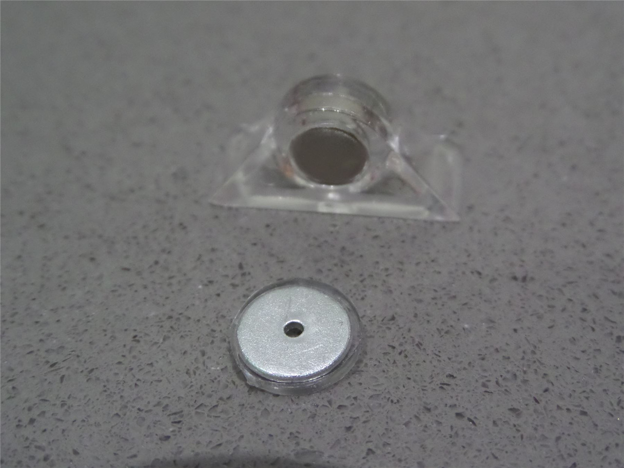 Small Magnetic Catch Latch 2 Pieces Clear Acrylic Plastic Perspex ...