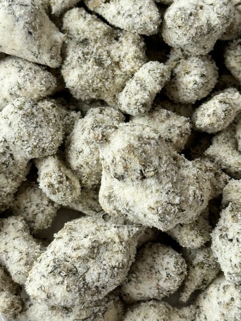 Snow Cap's Diamond THCA Infused Flower | 99% THCA HEMPIRE All products