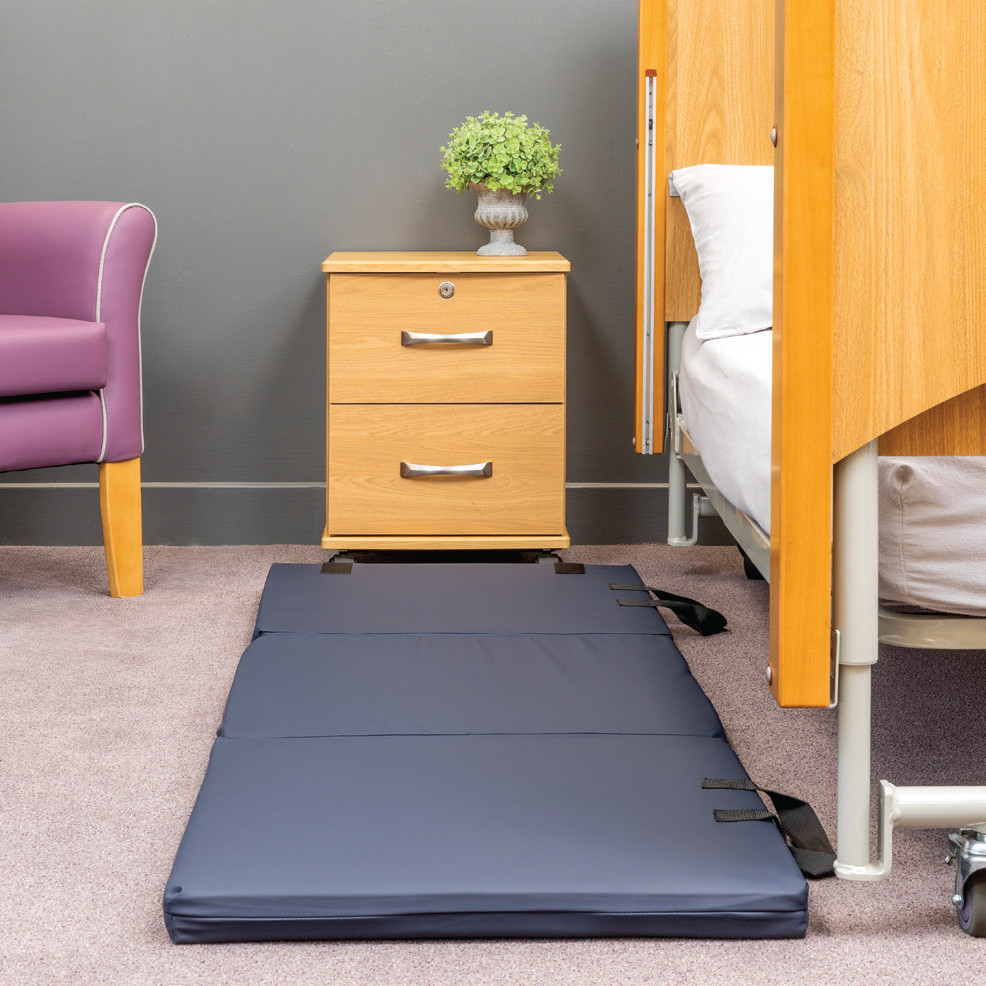 Alerta Folding Crash Mat - Safety Systems Distribution Ltd
