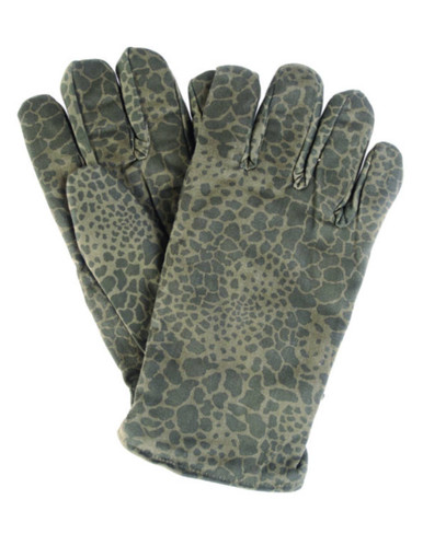 POLISH PUMA CAMO GLOVES USED -LG - Centerfire Systems