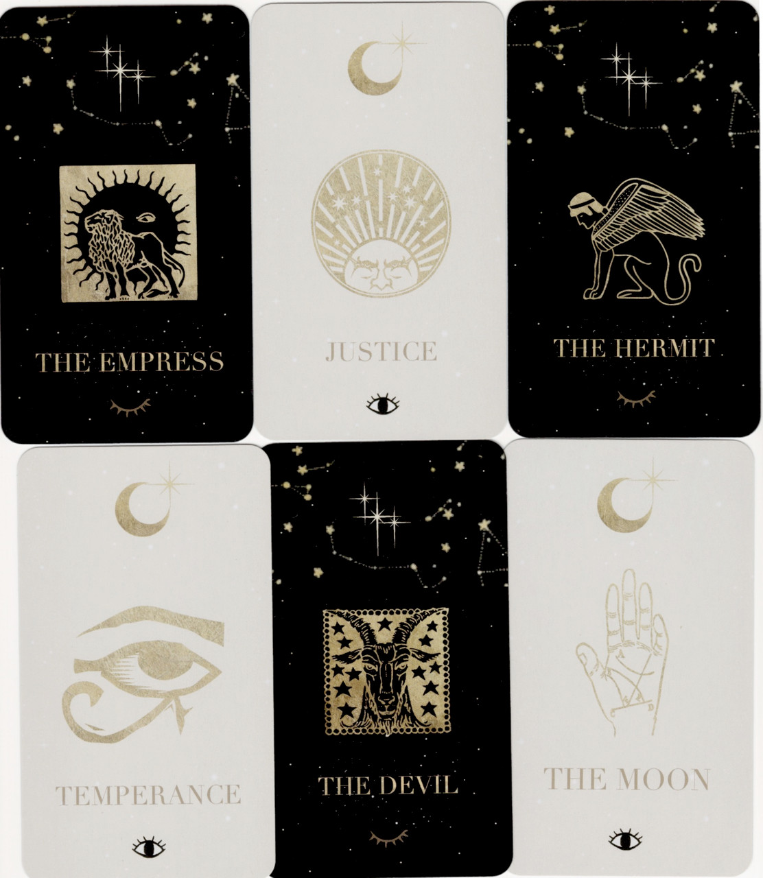 Moondust Tarot Deck - The Tarot Garden