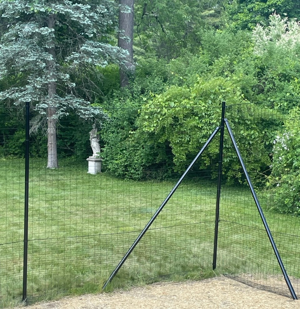 Critterfence 6x100 Black Metal Fence (16GA – Graduated Welded Wire)