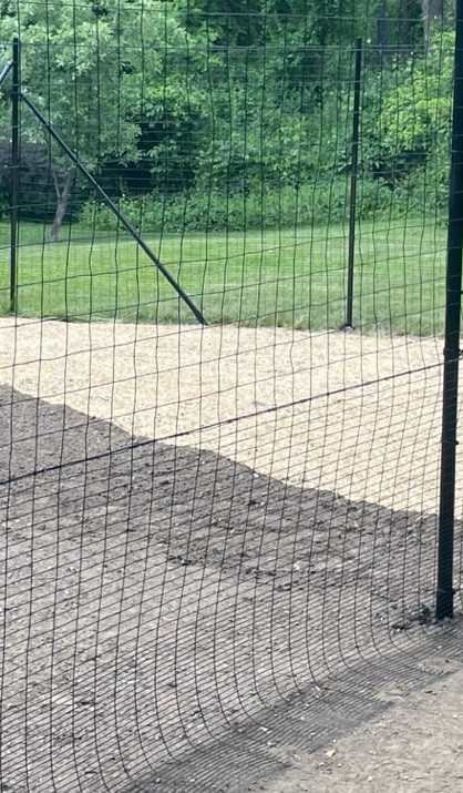 Critterfence 7x100 Black Metal Fence (16GA – Graduated Welded Wire)