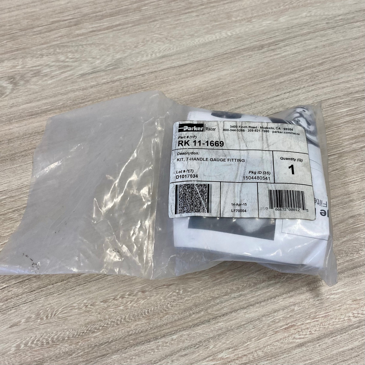 RK11-1669 Parker Racor Racor T Handle Gauge Fitting - Filter Discounters