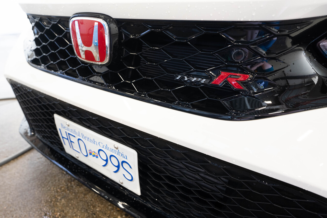 No-drill Front License Plate Relocator - Honda Civic Type R FL5 (2023+)