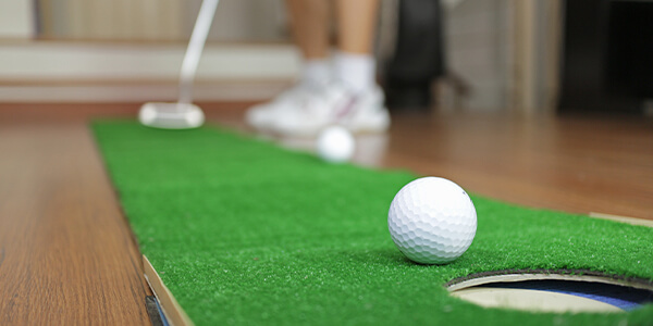 How To Improve Your Golf Game At Home - Golf Cart Garage