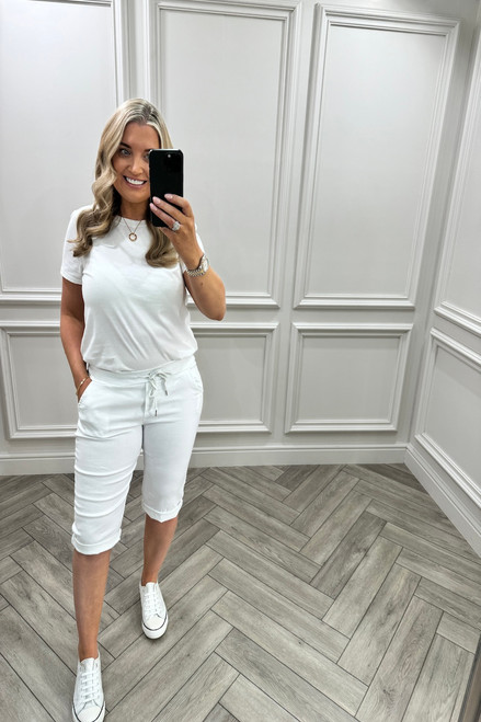 White 3/4 Bestselling Magic Shorts - Want That Trend