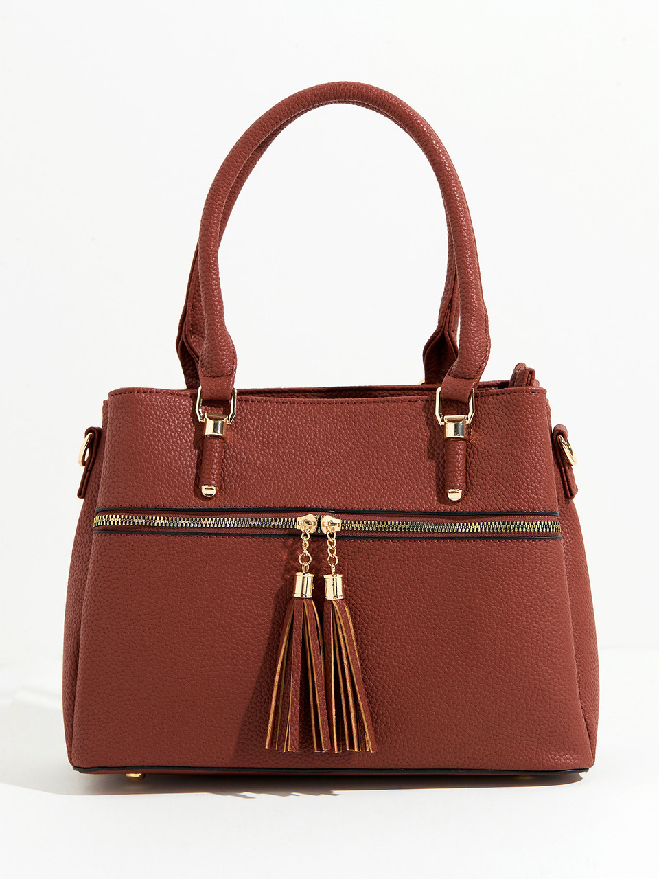 About Us | Cleo Canada