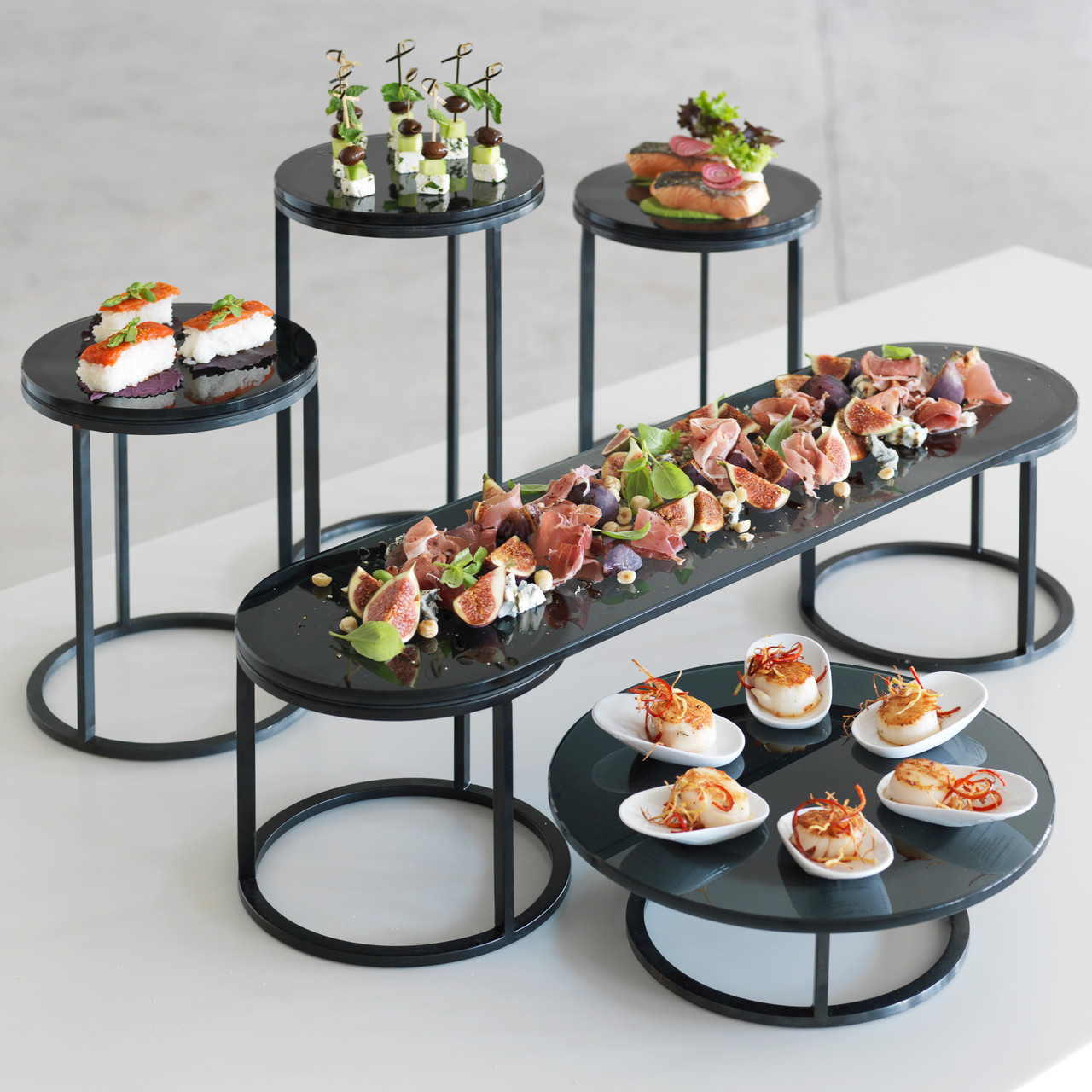 Tilt | Black Glass Long Plinth | Craster