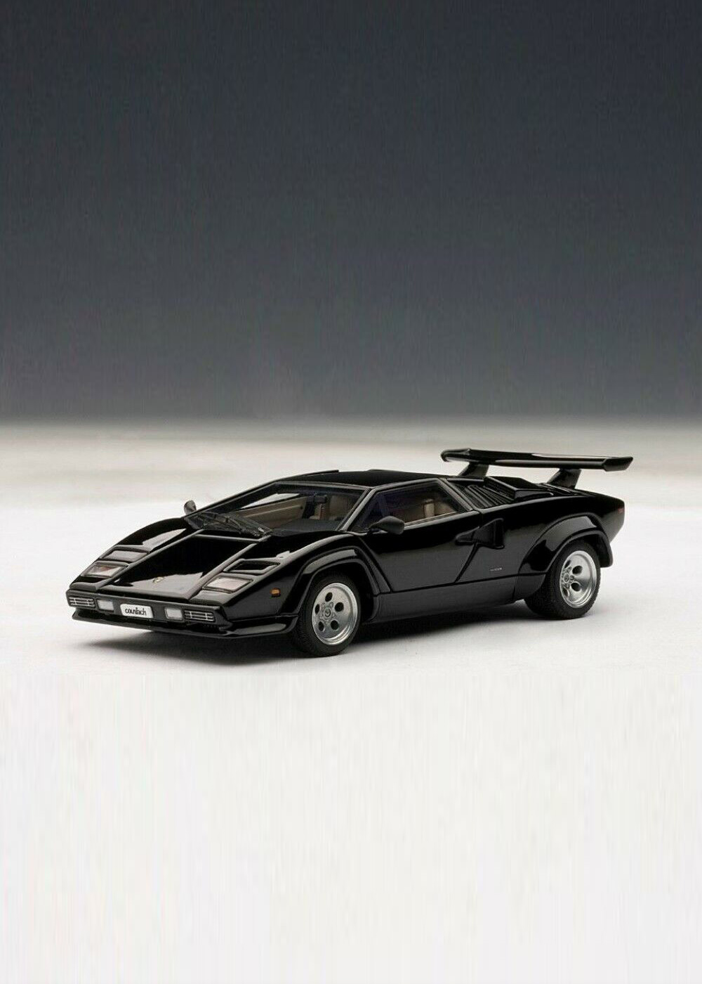 AUTOart 1/43 Lamborghini Countach 5000 S Black [AUTO-54532] - EKIA Hobbies