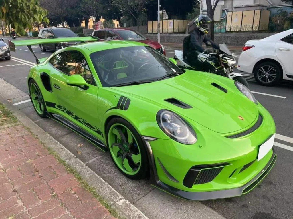Carbon Fiber & FRP Front Lip for Porsche 991.2 911 GT3RS 2017-2019