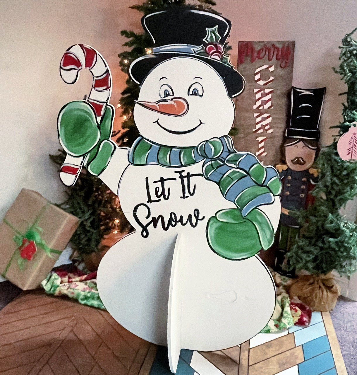 Free Standing Santa Yard Art 1/2'' Pine Christmas Decor - Build-A-Cross.com