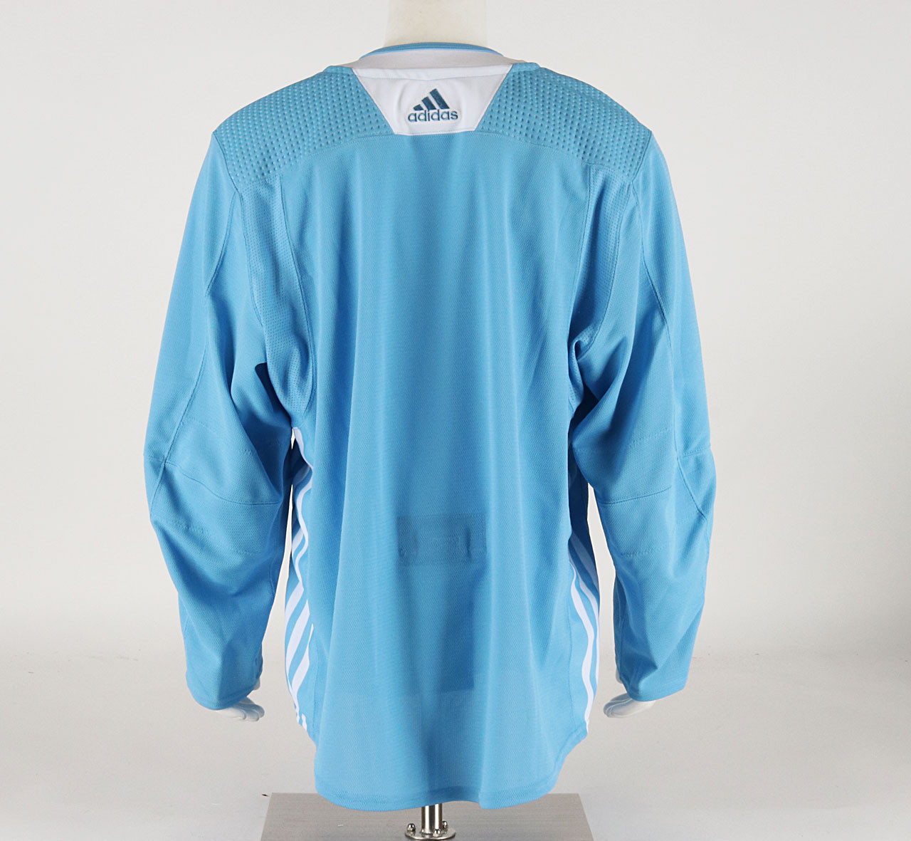 Practice Jersey - Calgary Flames - Baby Blue Adidas Size 54 - Pro Stock ...