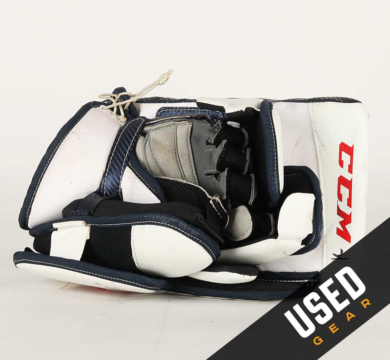 Regular - CCM Extreme Flex 3 White Blocker - Matiss Kivlenieks Columbus ...