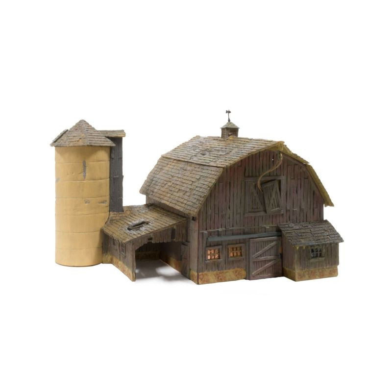 Woodland Scenics 5038 - Built & Ready Old Weathered Barn - HO Scale ...