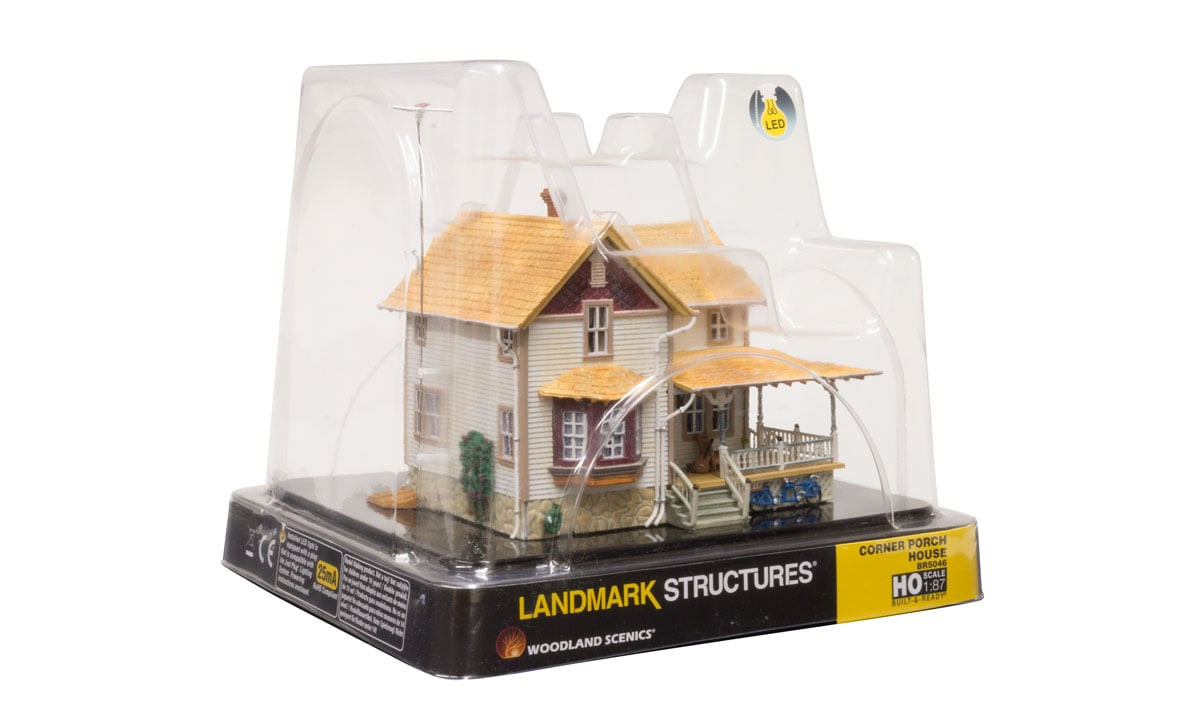 Woodland Scenics BR5046 - Corner Porch House - Built & Ready Landmark ...
