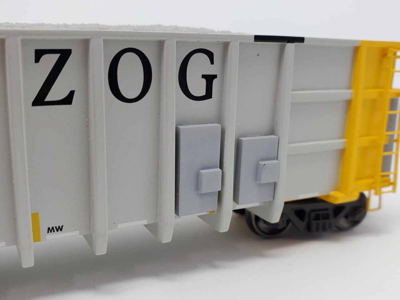 MACRail 8825 - Ballast Conveyor Train (Intermediate Car Kit) - HO Scale ...