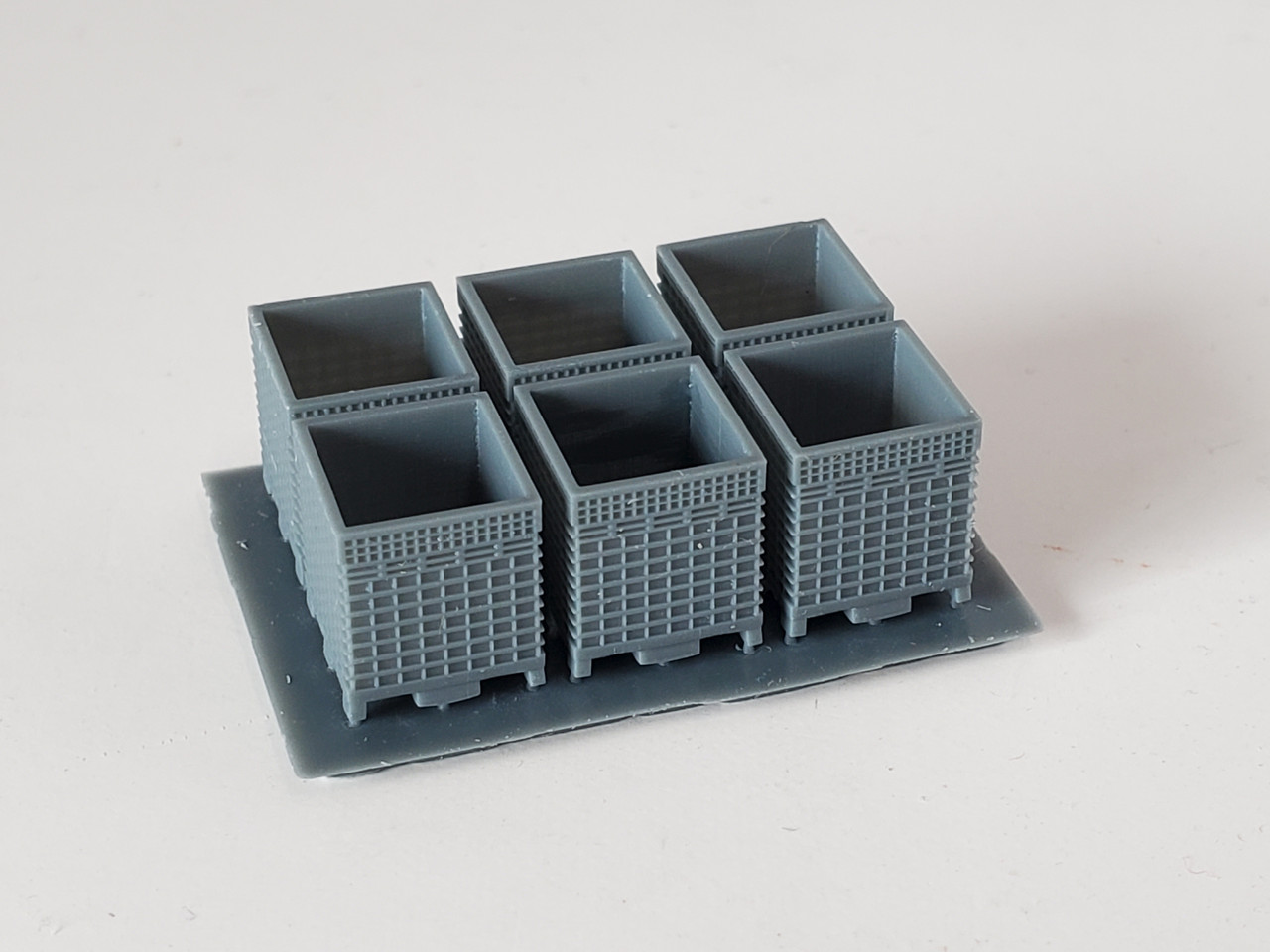 Jackson Railcar H82020 - Bulk Container - Closed (6 pck) - HO Scale ...