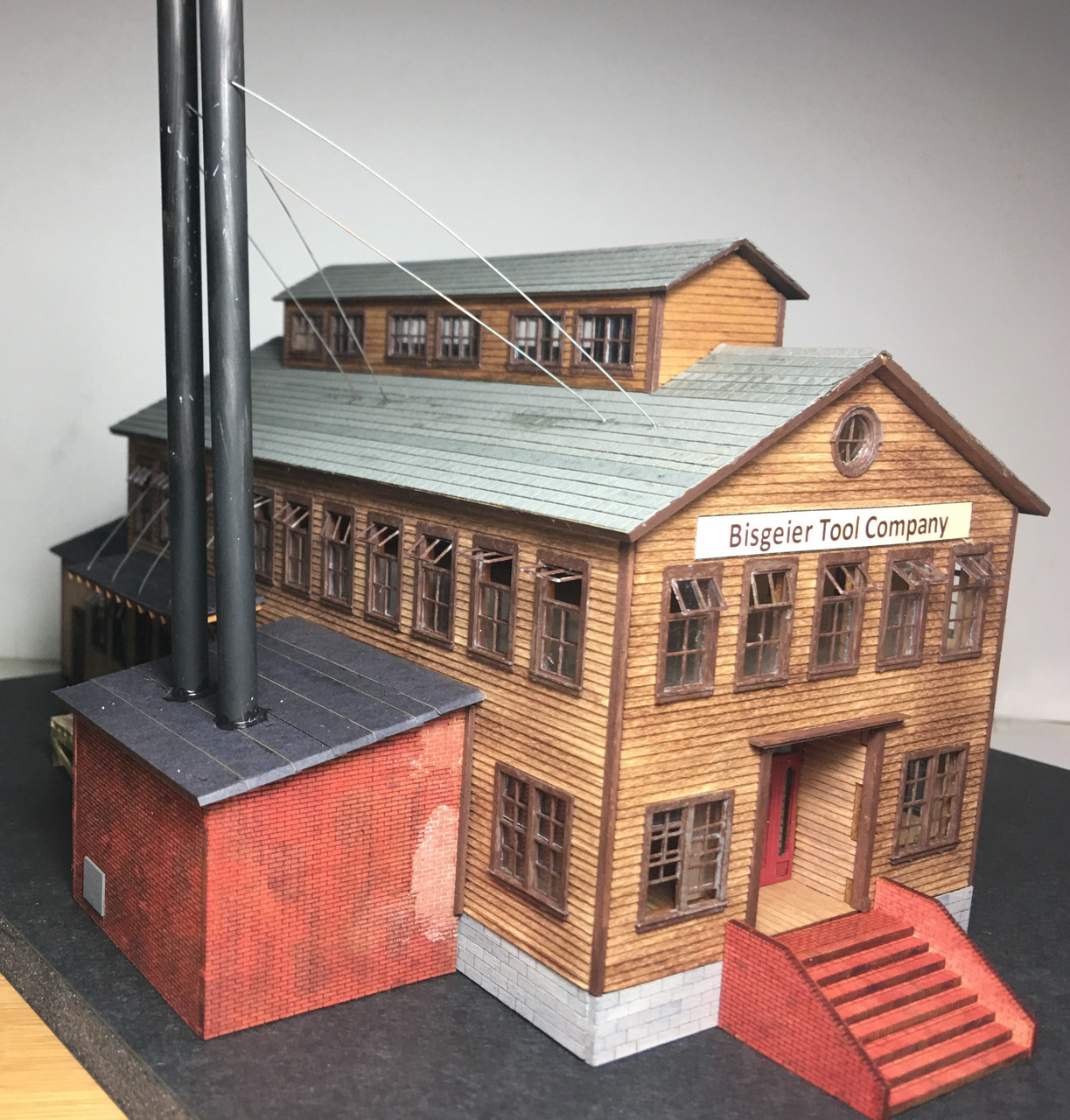 Motrak Models 13015 - Bisgeier Tool Co. - N Scale Kit - Midwest Model ...