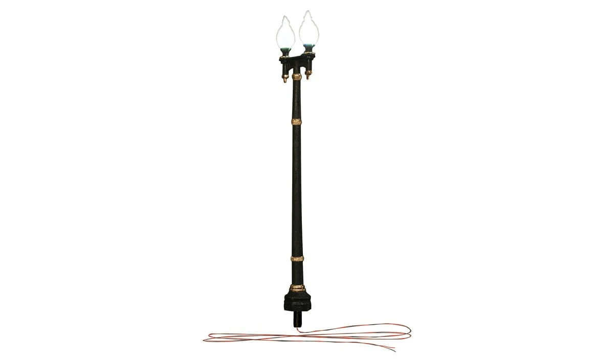 Woodland Scenics JP5902 - Just Plug Wooden Pole & Double Lamp Post ...
