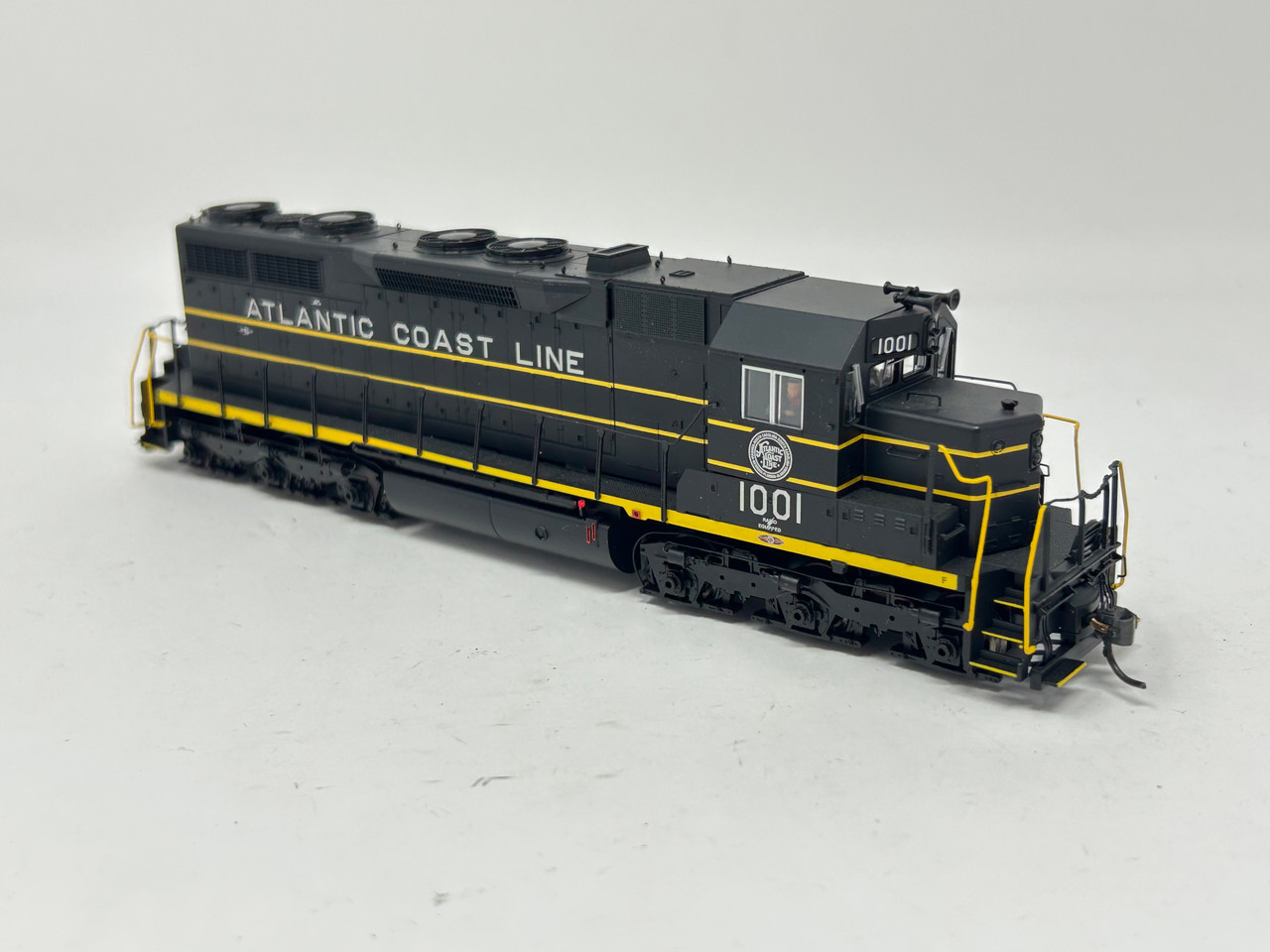 Pre-Owned: Atlas EMD SD35 w/ DCC Non Sound Atlantic Coast Line (ACL ...