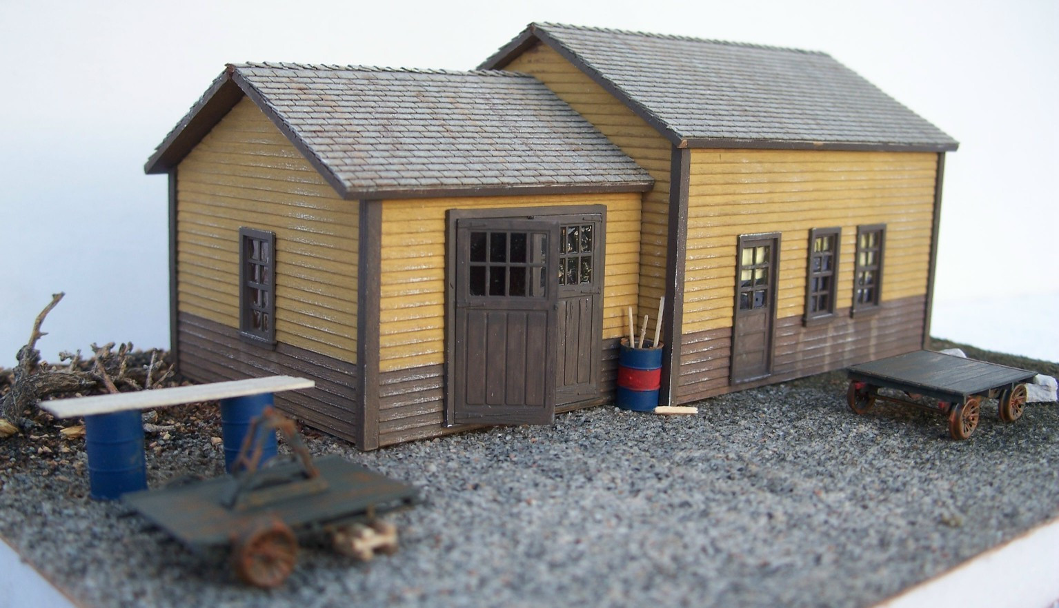 HO-Scale Structures | HO-Scale Model Buildings